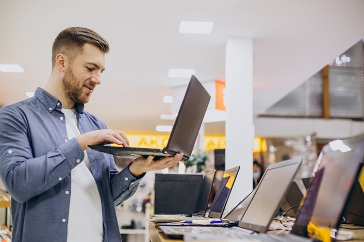 Guía para elegir el mejor computador portátil para tus estudios - AKI